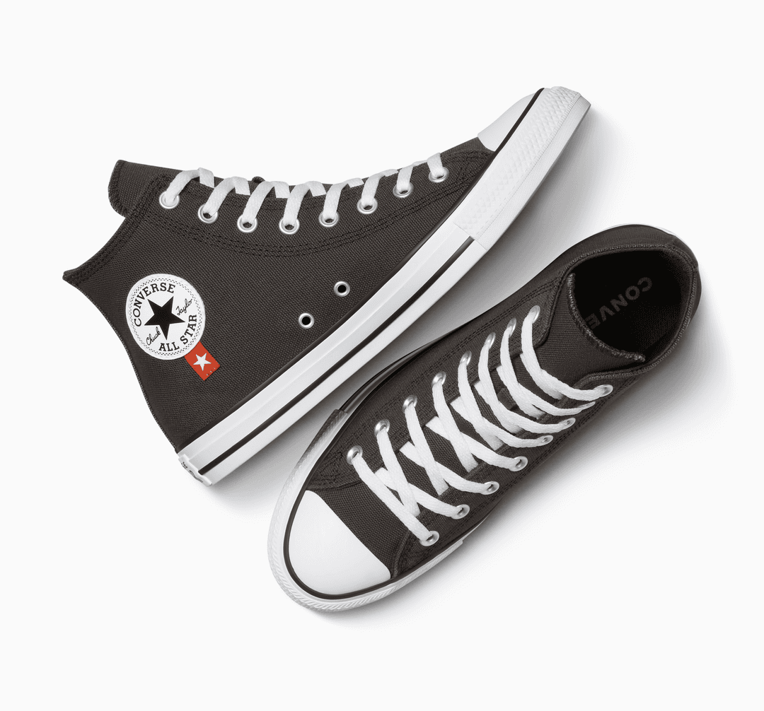 Chuck Taylor All Star Logo Tag Mudguard/White/Venetian Rust A15024C
